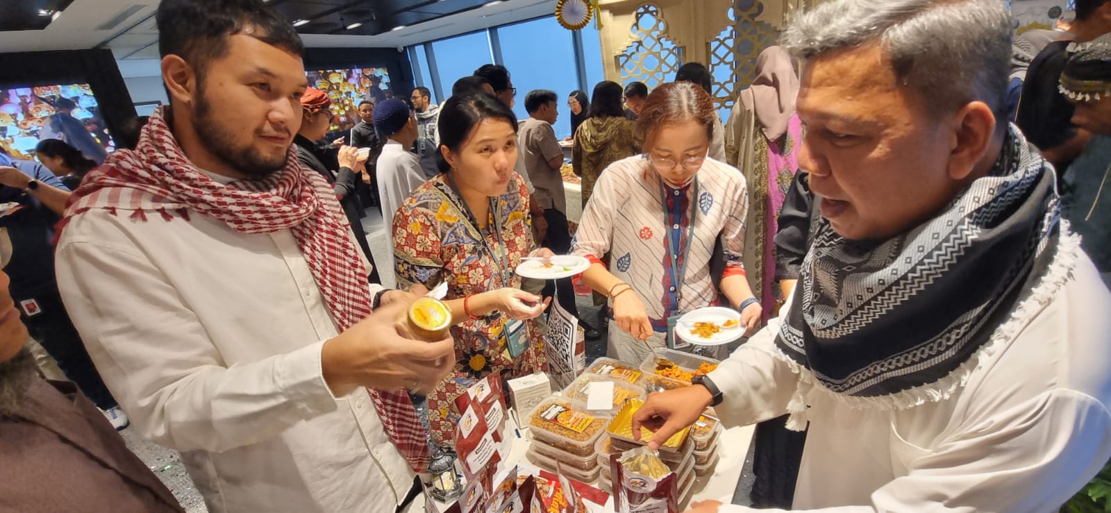 HCML Halal Bi Halal Strengthening Togetherness – Husky-CNOOC Madura Limited